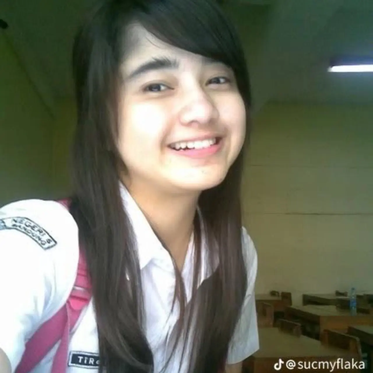 Viral Zaman Friendster dan FB, Ini 6 Potret Transformasi 'Cewek Cantik' Tirani Dwitasari - Hot ...