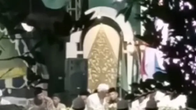 Pengasuh Ponpes Al Munir Jepara KH Rofiq Malik Meninggal saat Isi ...