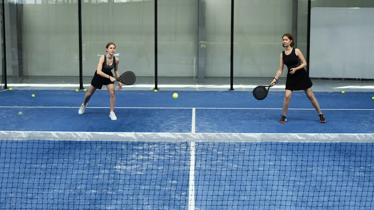 Aturan Main Olah Raga Padel, Berikut Panduan Lengkapnya untuk Pemula ...