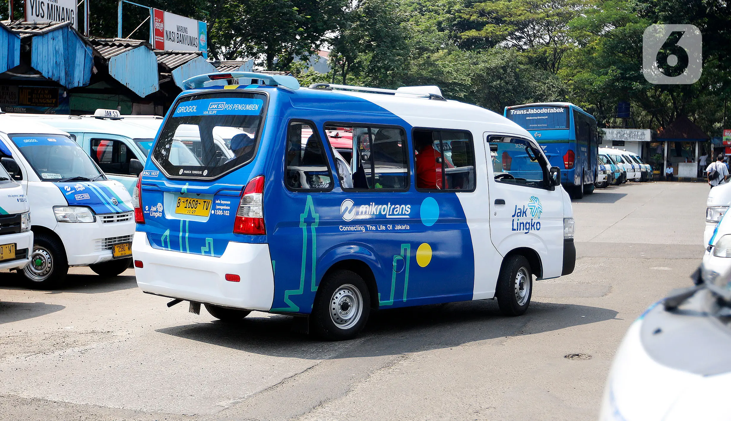 Isu Penghapusan Jaklingko Jadi MikroTrans Dibantah - Foto Liputan6.com