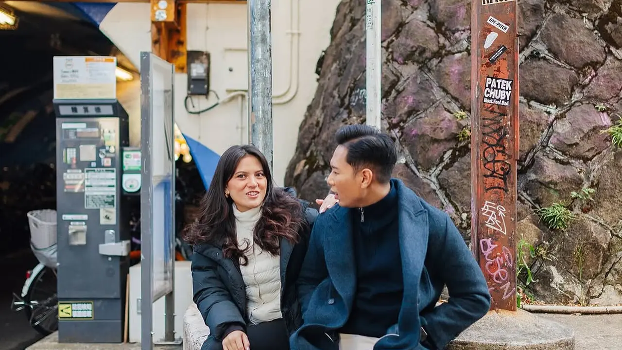 7 Potret Marsha Aruan dan Vicky Syaputra Liburan di Jepang, Diduga Pacar Baru - Hot Liputan6.com