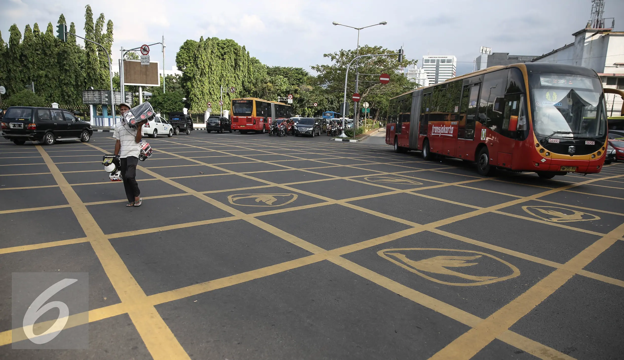 Ini Makna Lambang Burung di Yellow Box Junction - Foto Liputan6.com
