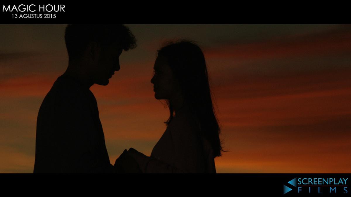 Dimas Anggara Cium Michelle Ziudith di Trailer Magic Hour - ShowBiz Liputan6.com