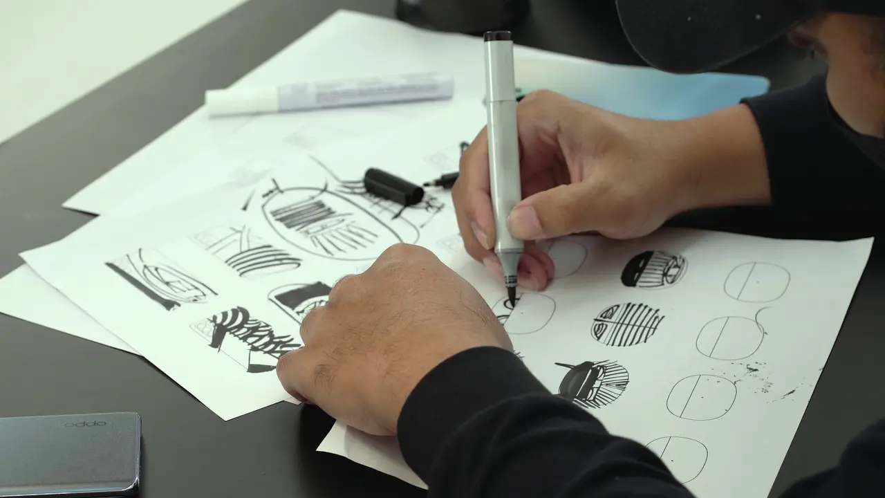 Seniman Grafiti Darbotz Bicara Konsep Forgotten Emotion Dalam Karya ...