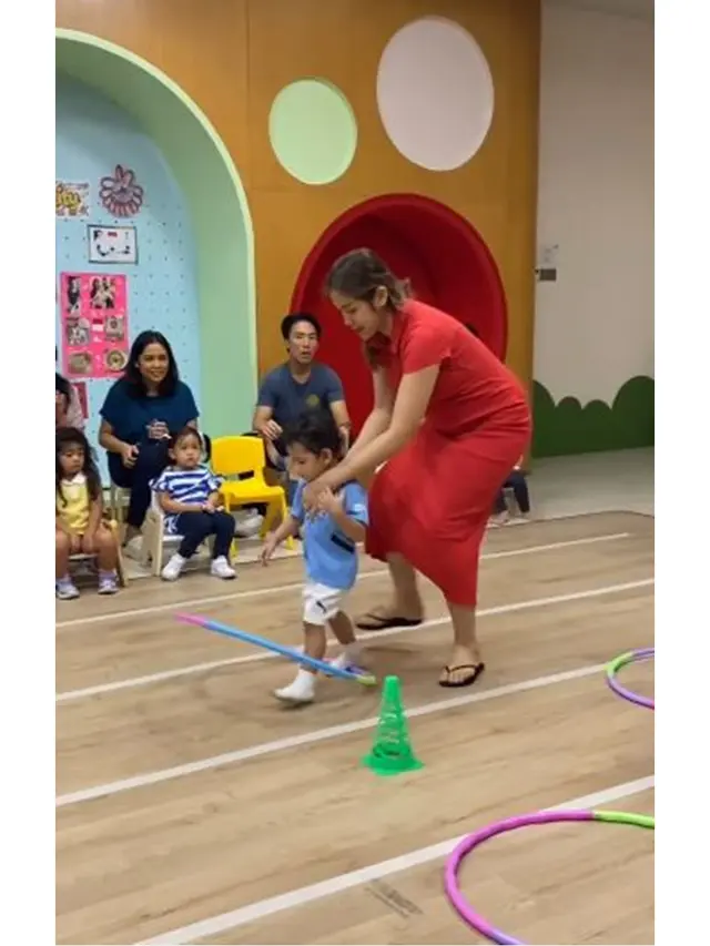 9 Artis Ini Ikut Keseruan Lomba 17 Agustus, Ayu Ting Ting hingga Cindy ...