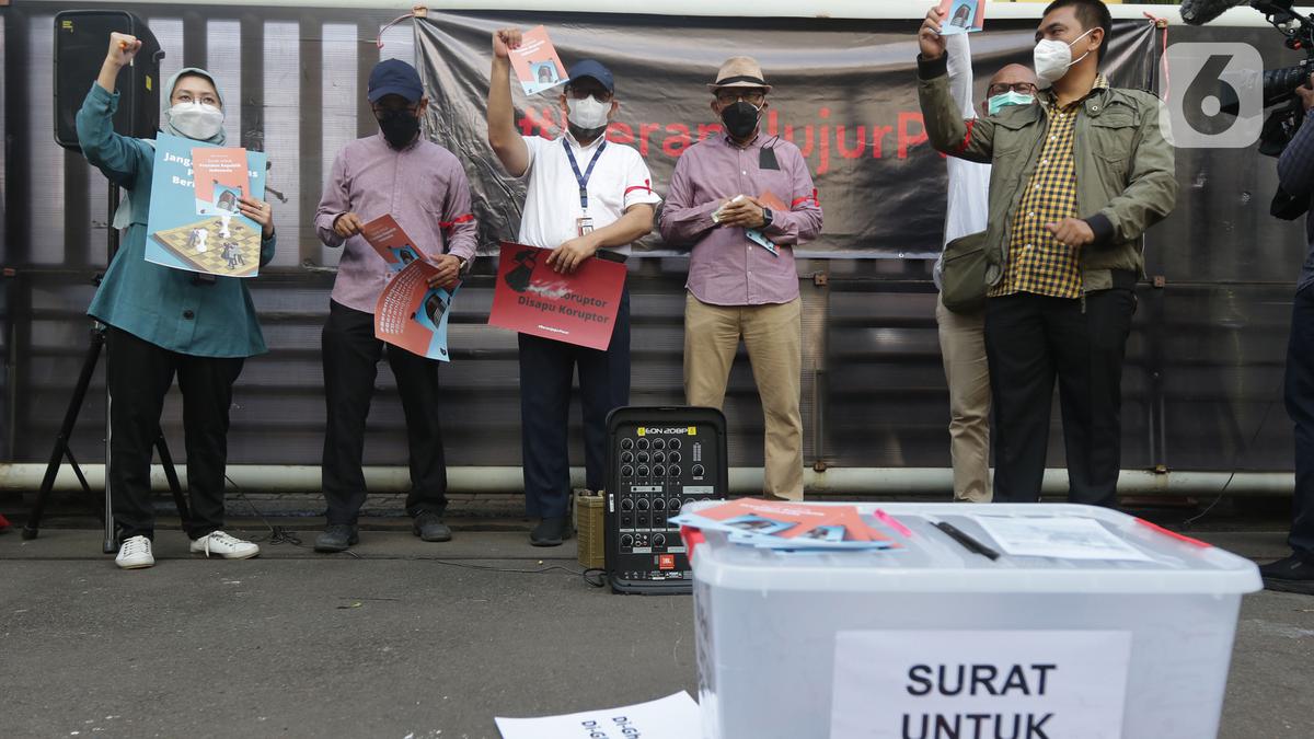 Penyidik KPK Lakso Anindito Mengaku Langsung Dipecat Tanpa Terima SK ...
