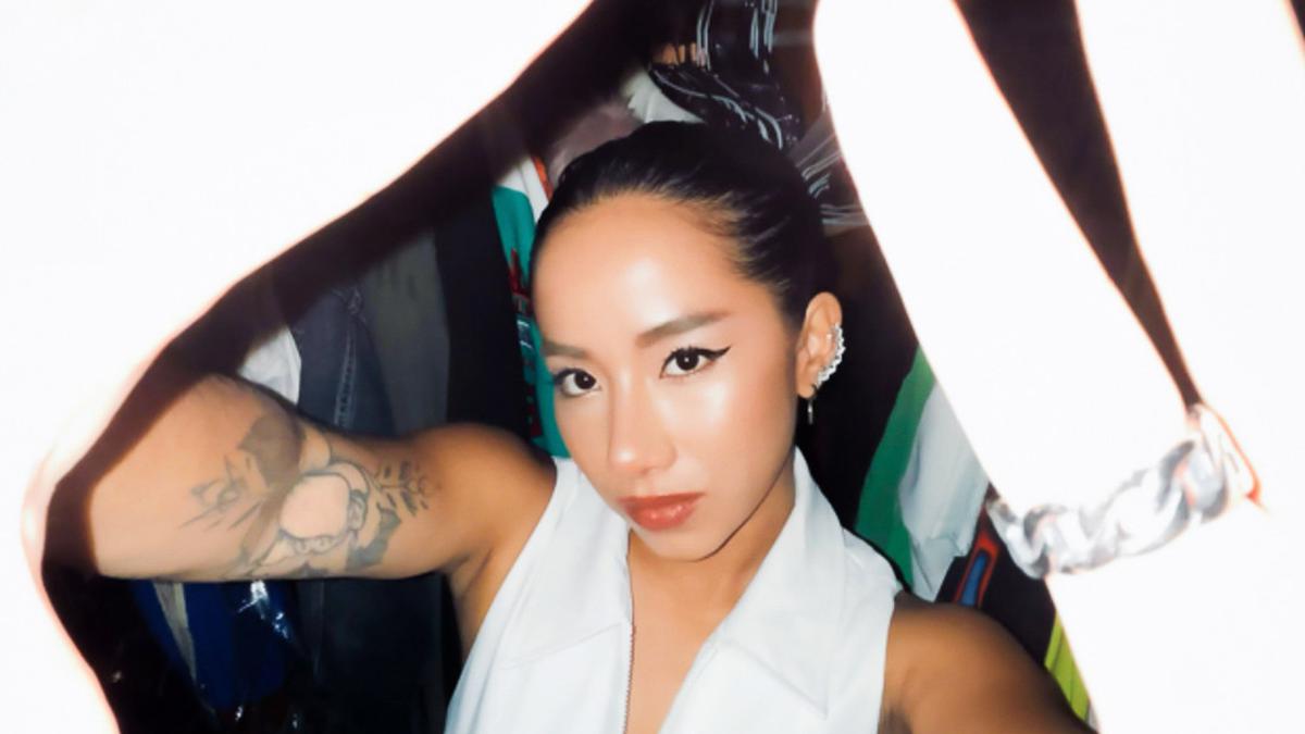 Rapper Tiongkok Kevi-Z dan Penyanyi Indonesia Blingoutkid Berkolaborasi ...
