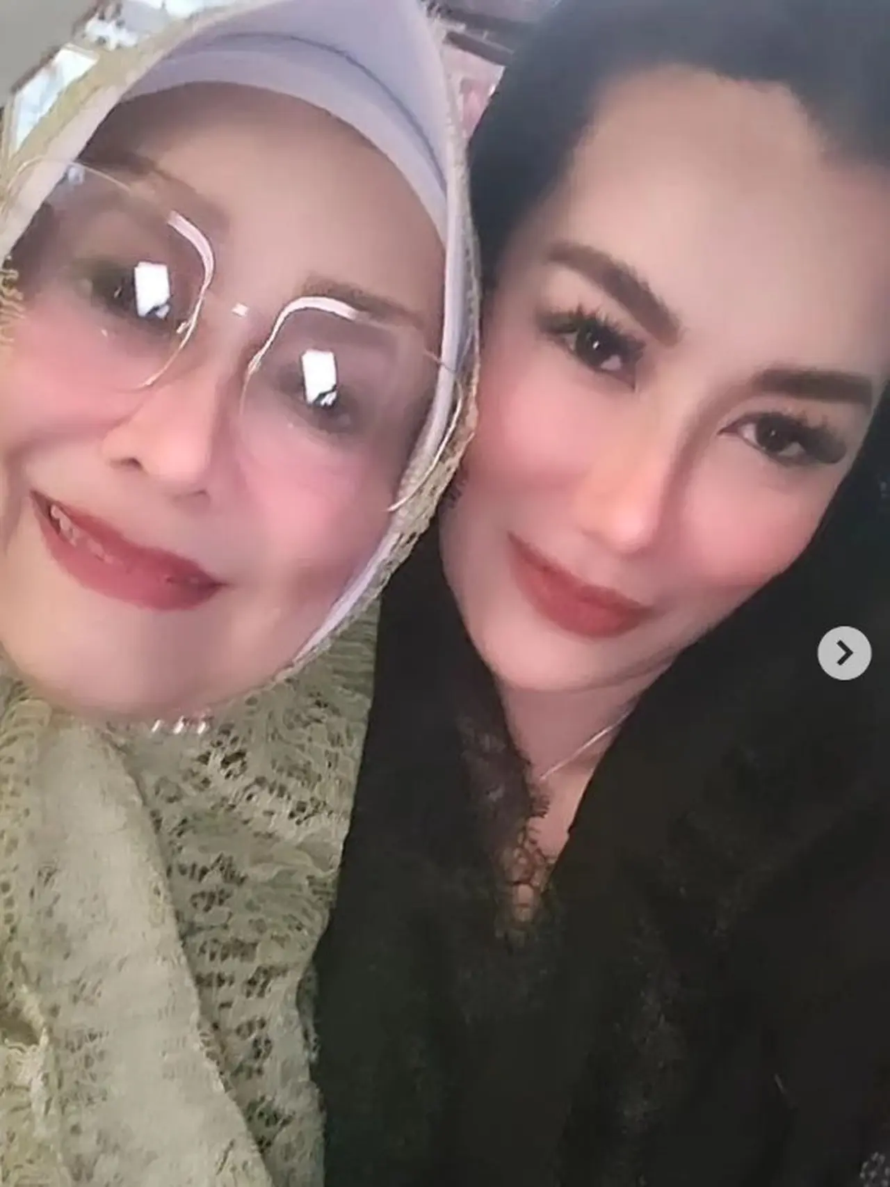 Sosok Endang Sri Wahyuni Ibunda Reza Artamevia yang Cantik Bak Priyayi Keraton