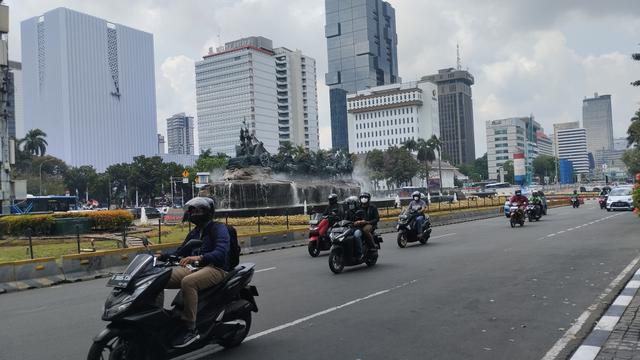 Ada Demo Peringatan Hari Perempuan, Jalan Medan Merdeka Ditutup - News Liputan6.com