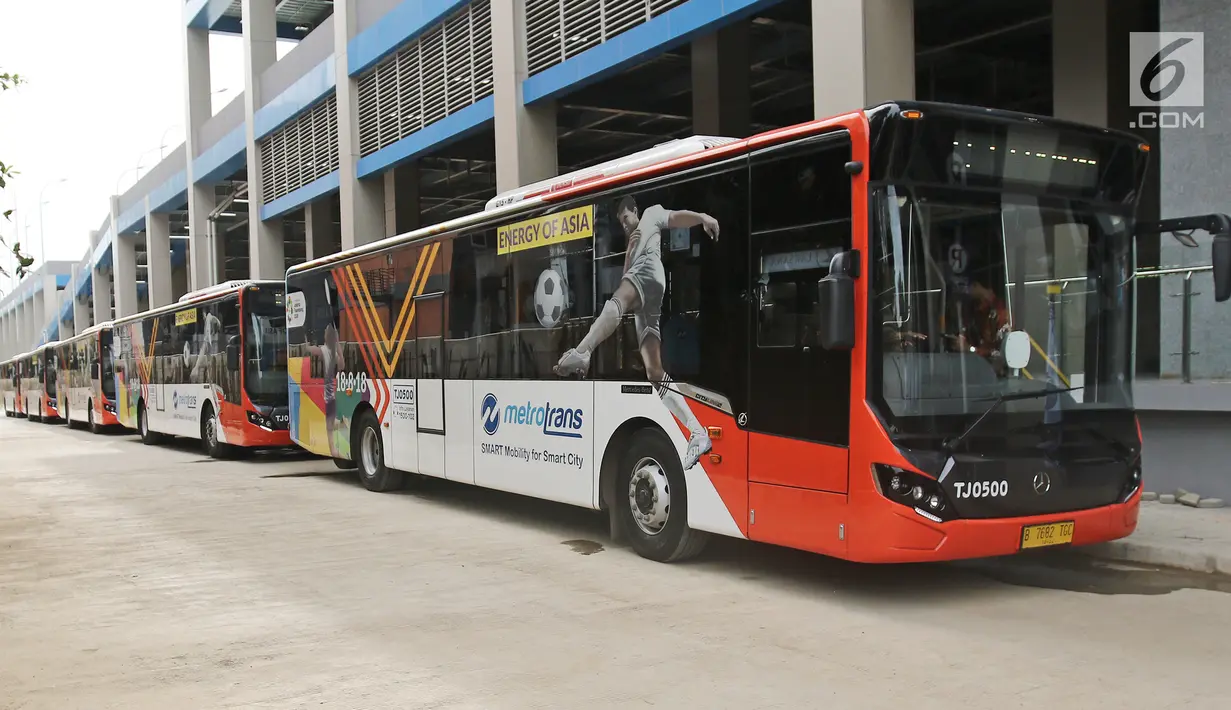 FOTO: Kini Bus Transjakarta Terintegrasi dengan Kereta Bandara - Foto ...