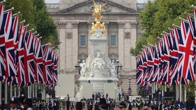 Penobatan Raja Charles III Diproyeksi Sumbang Rp 26 Triliun ke Ekonomi ...