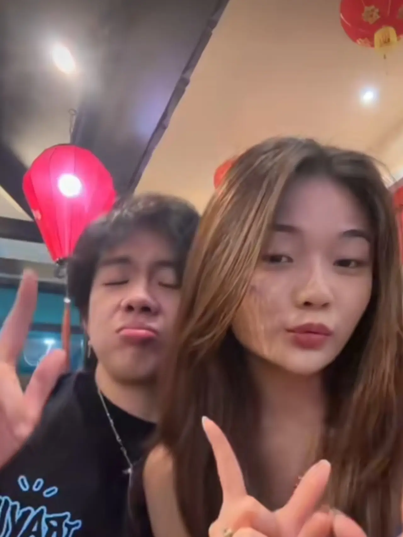 7 Potret Eunice Tjoaa dan Onic Kiboy Diduga Pacaran, Viral Unggah Video Romantis - Hot Liputan6.com