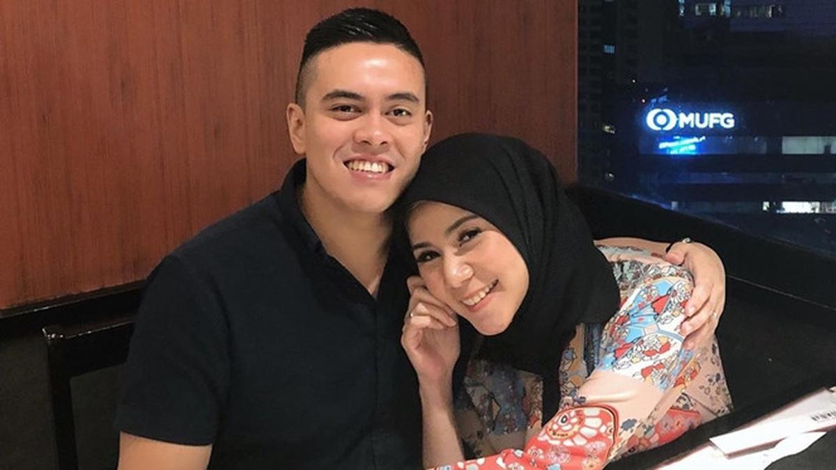 Cynthia Ramlan Mantap Berhijab, Ini 5 Potret Cantiknya - Hot Liputan6.com