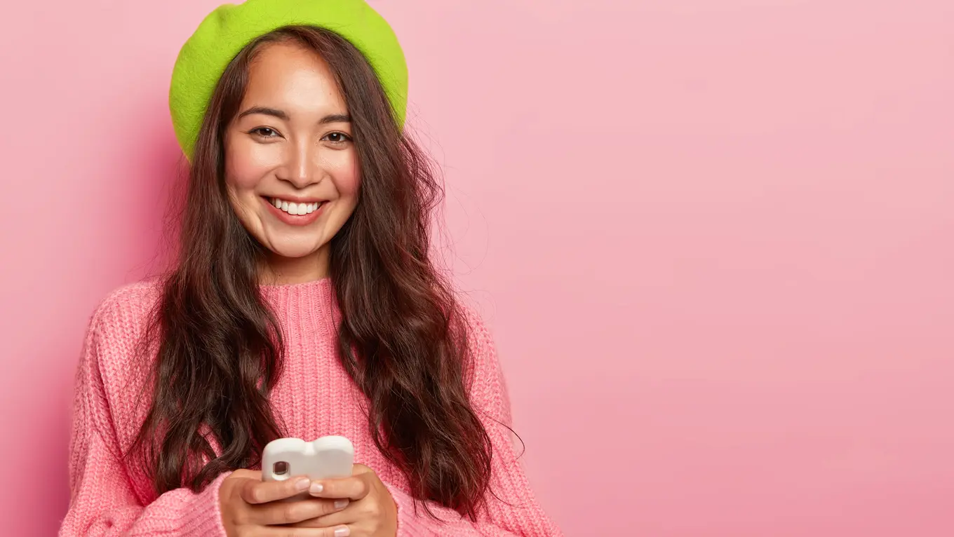 Mengenal Baik Karakter Seseorang Berdasarkan Warna Favorit Pink ...