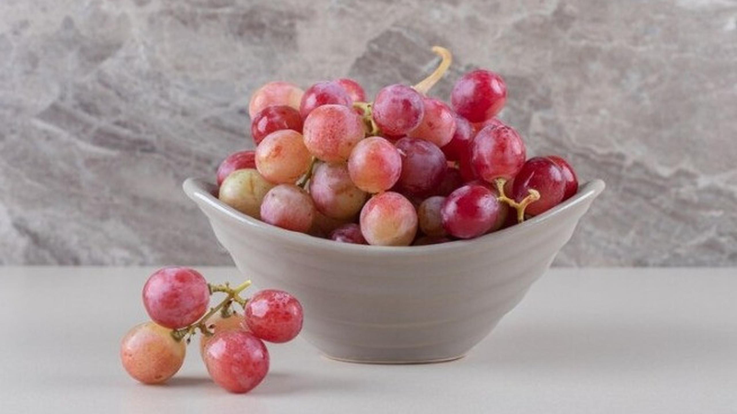 12 Manfaat Buah Anggur Merah untuk Kesehatan, Kaya Antioksidan Cegah ...