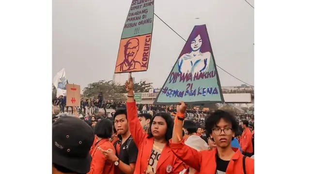 11 Poster Kocak Demo Mahasiswa Tolak RUU KUHP, Lucu tapi Bikin Baper ...