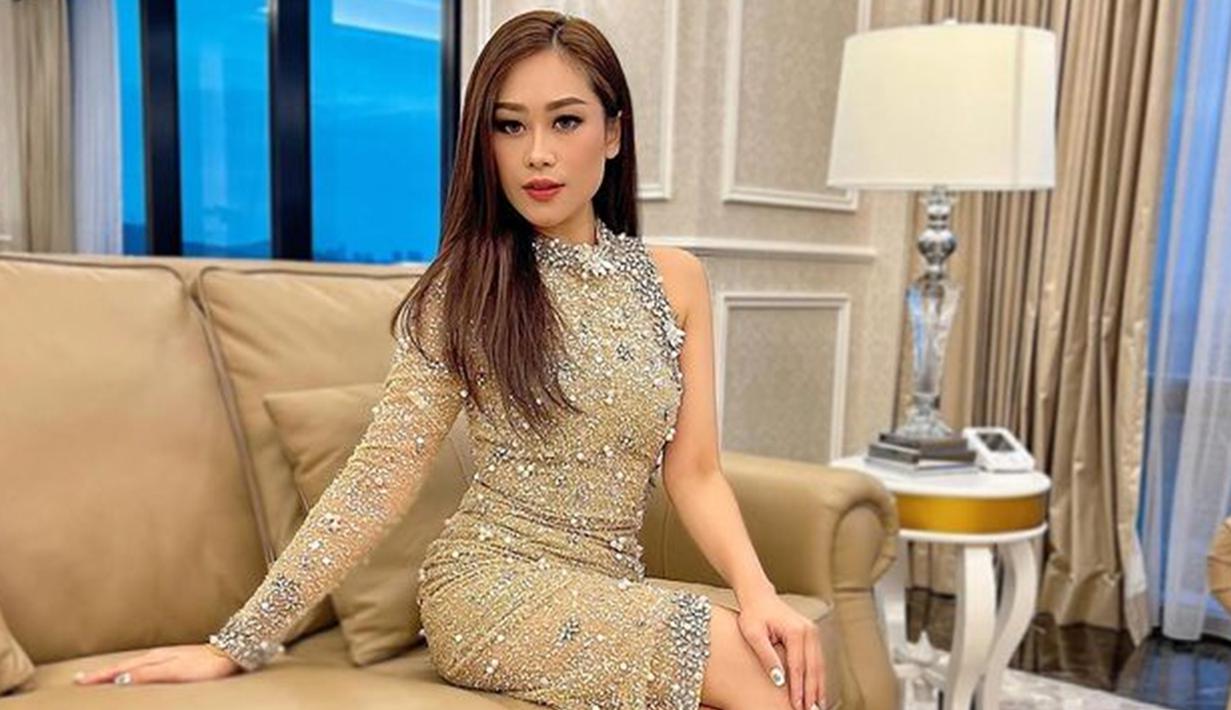 Potret Poppy Capella, Pedangdut yang Kini Pegang Lisensi Miss Universe Indonesia - Foto Liputan6.com