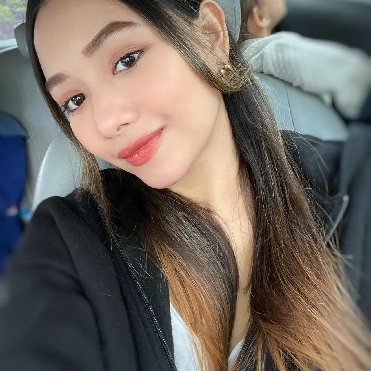 6 Pemain Putih Abu-Abu Ini Pilih Vakum Usai Menikah, Fokus dengan Keluarga - Hot Liputan6.com