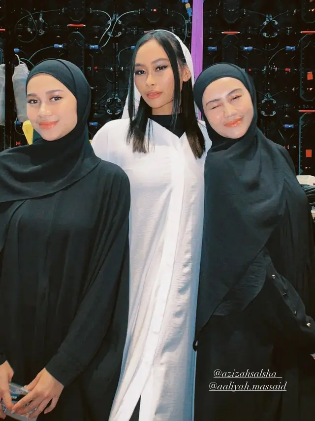 6 Potret Azizah Salsha Tampil Berhijab Ini Banjir Pujian - Hot Liputan6.com