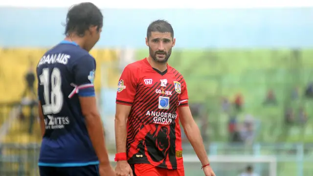 Mengenal Sosok Srdan Lopicic Rekrutan Anyar Persib - Indonesia Bola.com