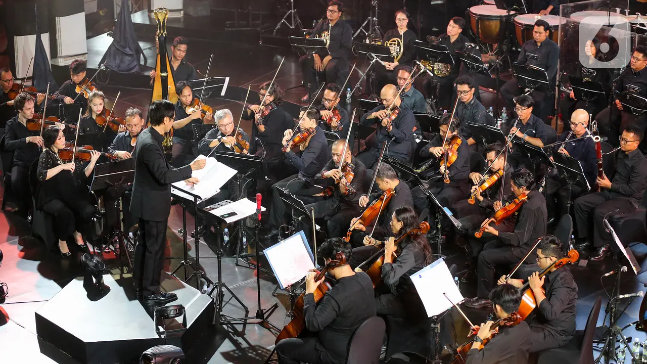 Komponis adalah Penggubah Musik, Kenali Perbedaannya dengan Arranger ...