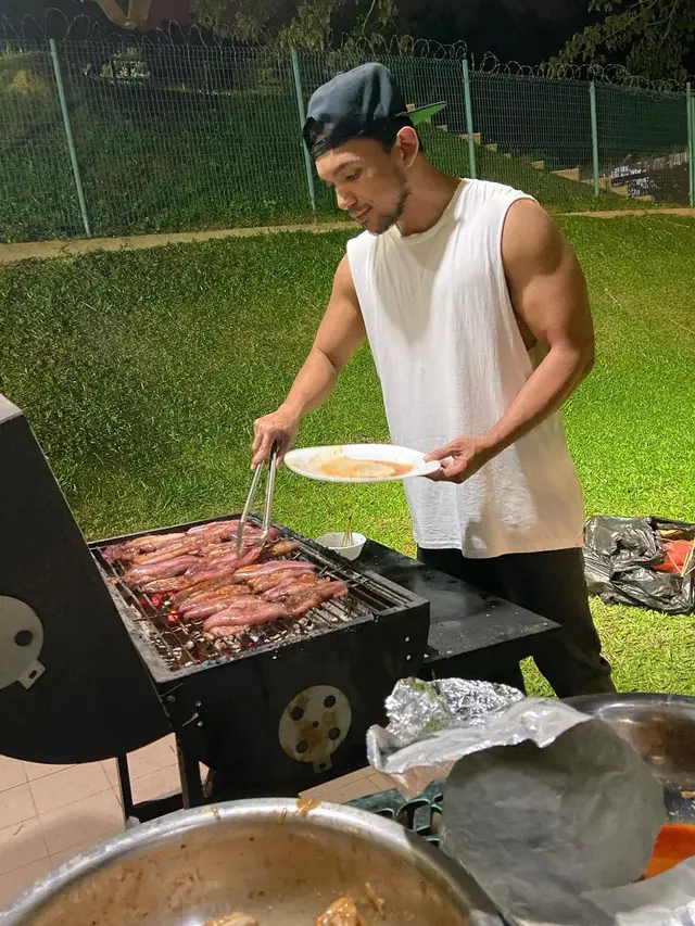 6 Potret Terbaru Fakhrul Razi Mantan Rina Nose, Kini Jejaki Dunia ...