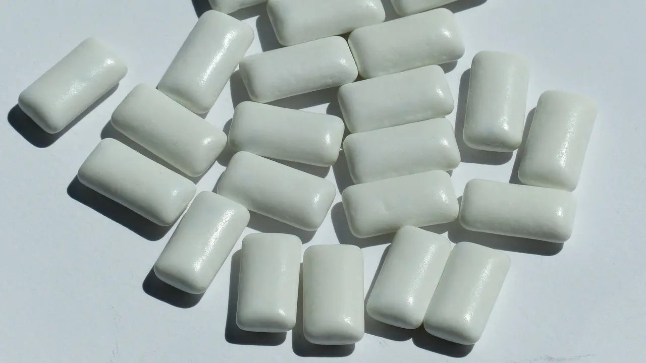 6 Cara Hilangkan Bau Rokok pada Mulut, Mudah dan Alami - Hot Liputan6.com