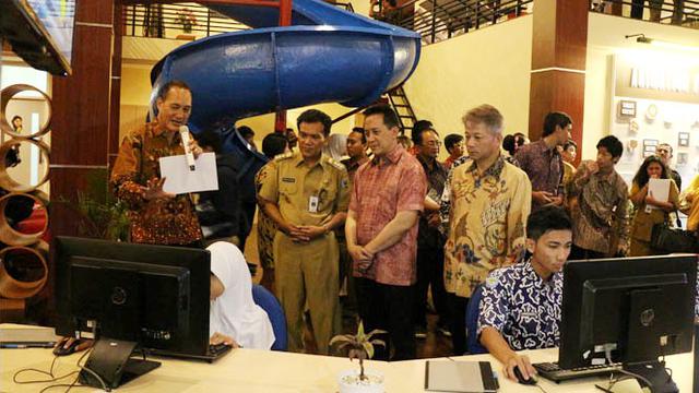 Triawan Munaf Resmikan Studio Animasi Berstandar Internasional - News ...