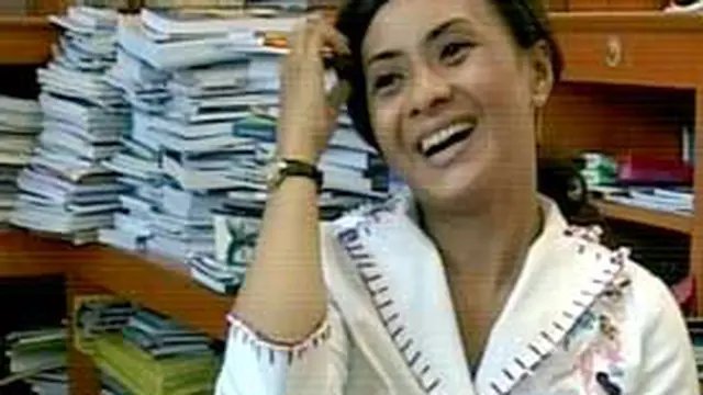 Desi Kecewa Putusan BK DPR News Liputan Com