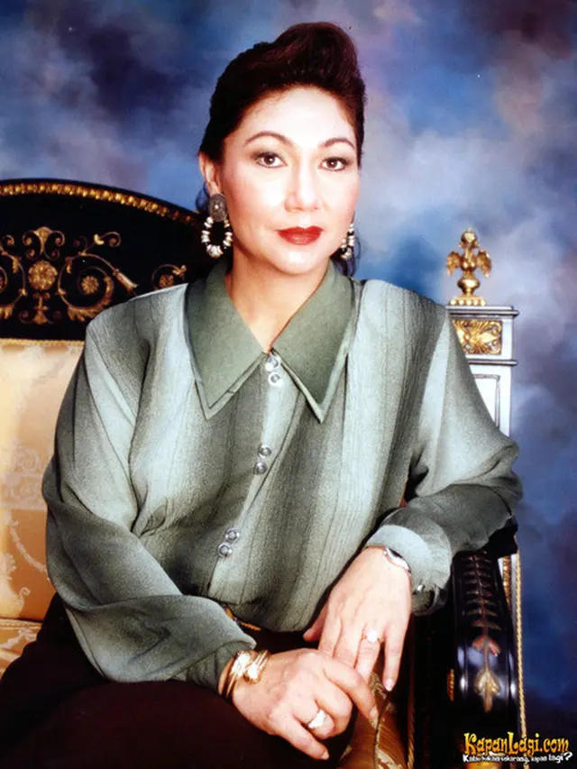Artis Senior Dana Christina Sempat Tak Tahu Sang Suami Telah Meninggal ...