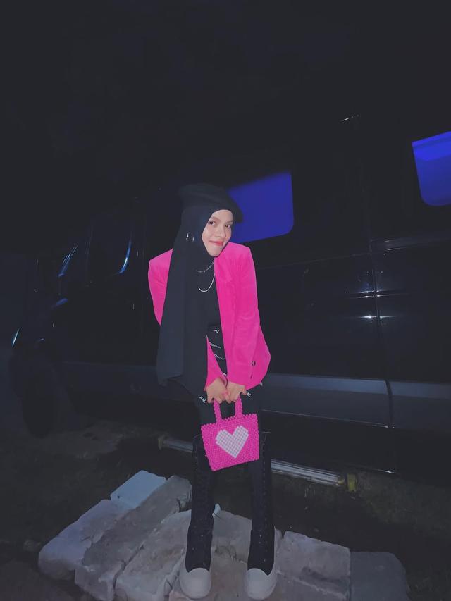 6 Potret Stylish Sajidah Halilintar di Sederet Momen, Visual Dipuji ...