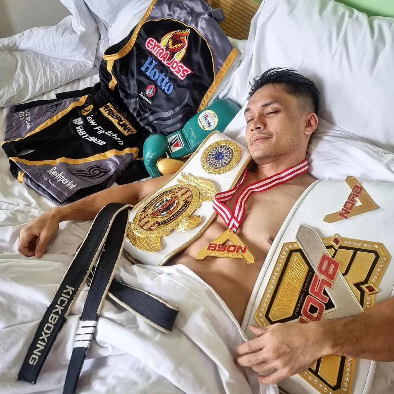 7 Potret Randy Pangalila Mundur dari Dunia Seni Bela Diri, Balik Fokus ...