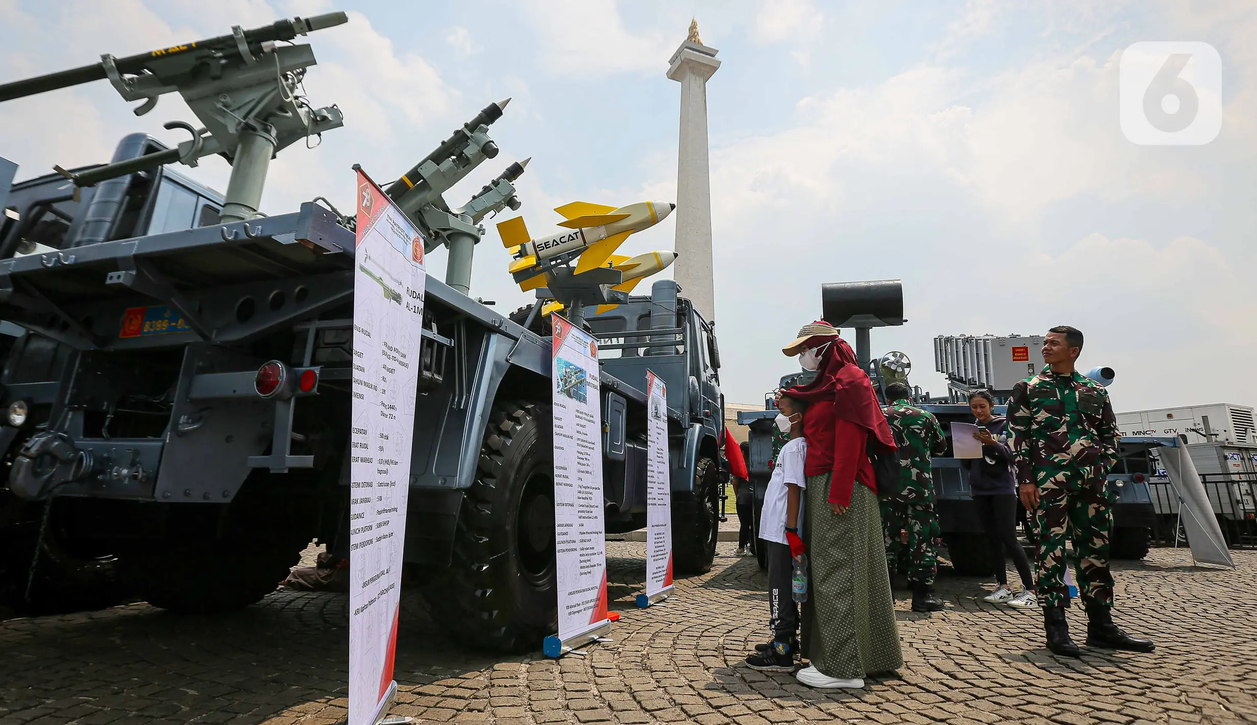 Jelang HUT Ke-78, Warga Antusias Kunjungi Pameran Alutsista TNI di Monas - Foto Liputan6.com