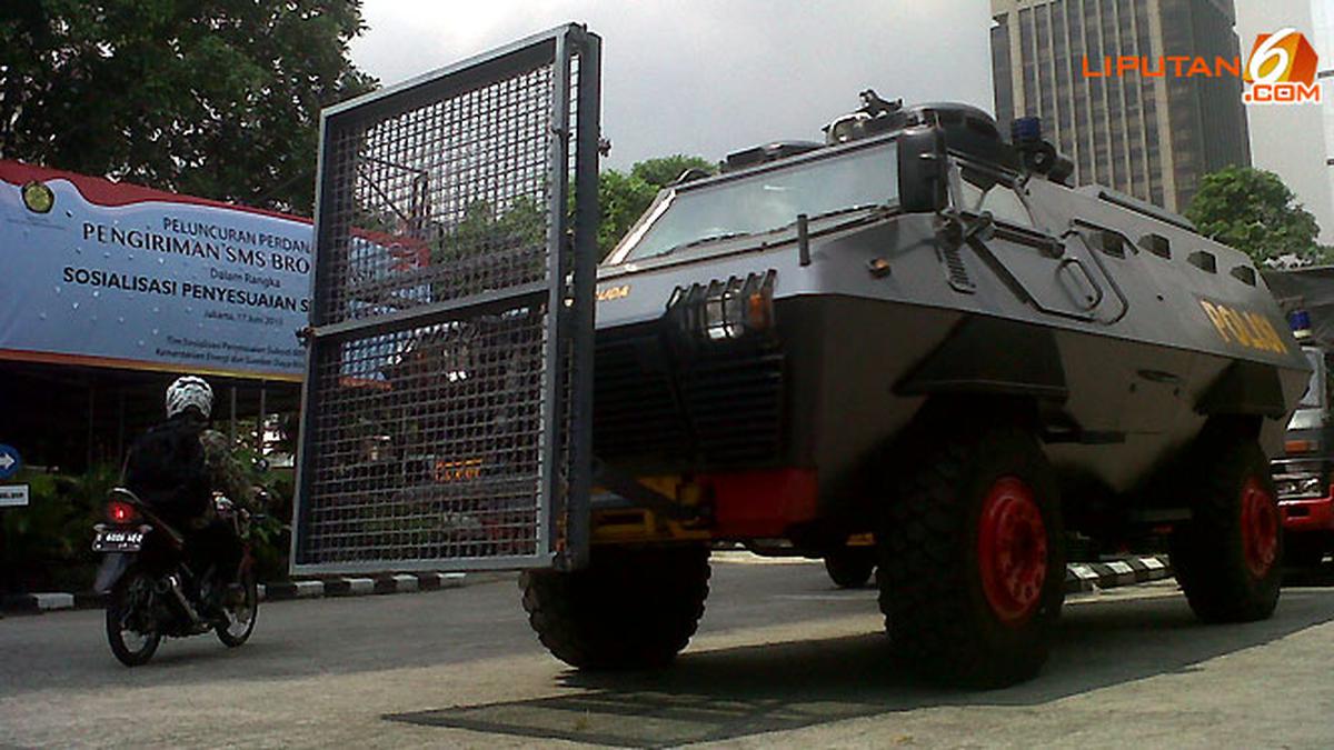 Pindad Garap 82 Mobil Tempur Pesanan TNI Senilai Rp 800 Miliar - Bisnis ...