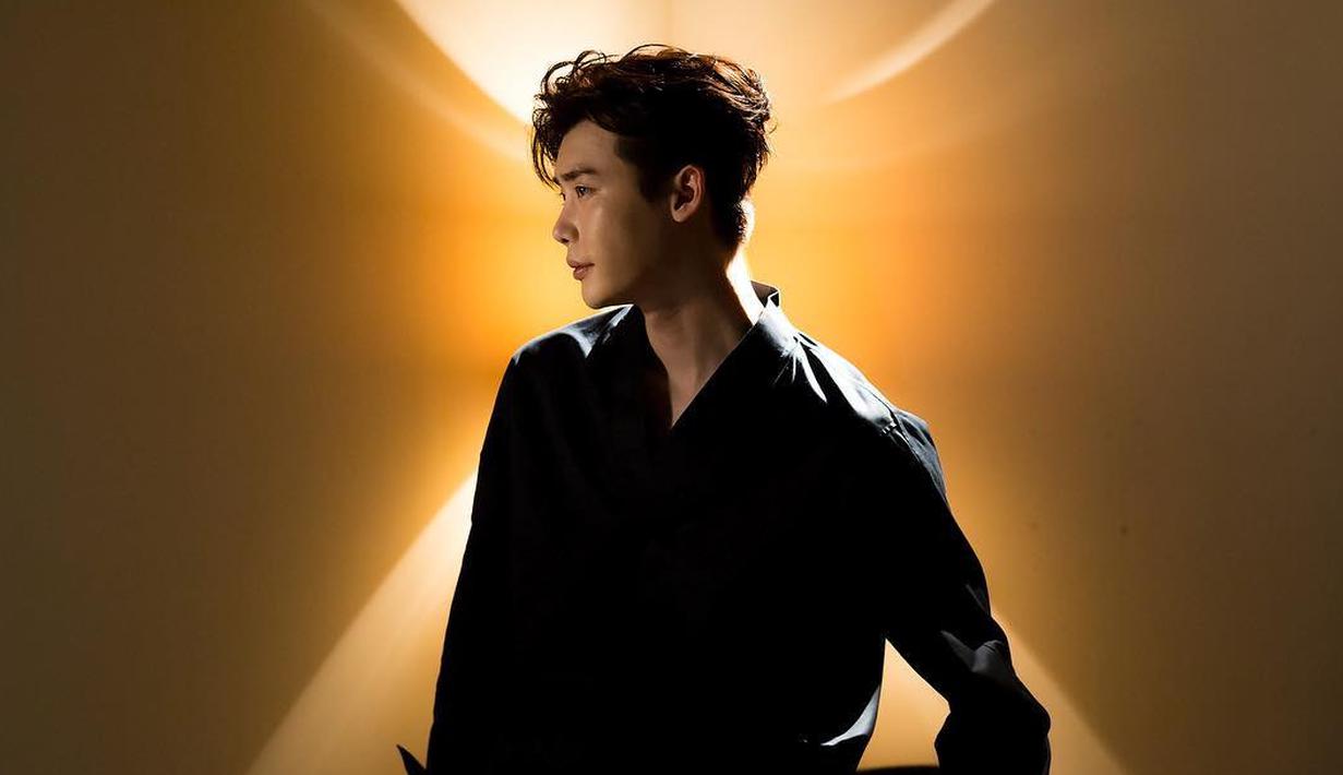 Menolak Dibayar, Lee Jong Suk Mulai Sibuk Syuting Hymn of Death - Photo ...