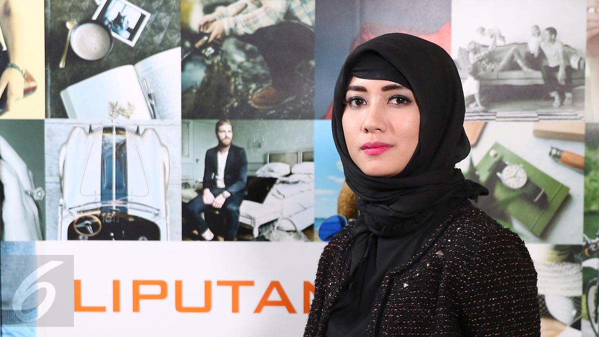 Lama Menghilang, Ade Andrini Kini Tampil Cantik Berhijab - ShowBiz ...