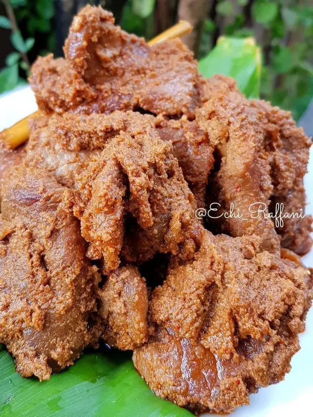 9 Resep Rendang Daging Sapi Sederhana yang Bumbunya Nendang - Hot ...