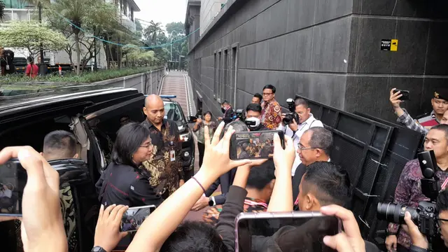 Sri Mulyani hingga Airlangga Hadir Penuhi Panggilan MK Sidang Sengketa Pilpres 2024 - Bisnis ...