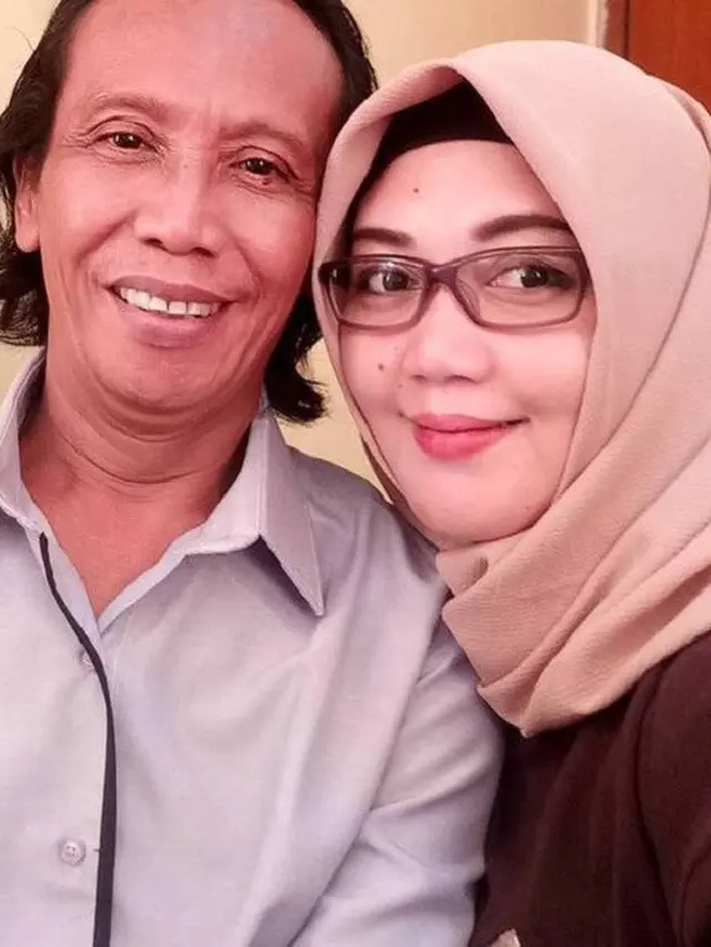 Rumah Tangga Harmonis, Begini Potret Kebersamaan Mandra Dengan Sang ...