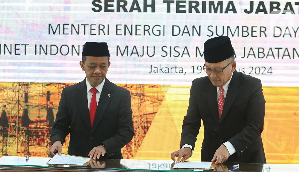 Bahlil Lahadalia Resmi Jadi Menteri ESDM, Ini Momen Sertijabnya Bersama Arifin Tasrif - Foto ...