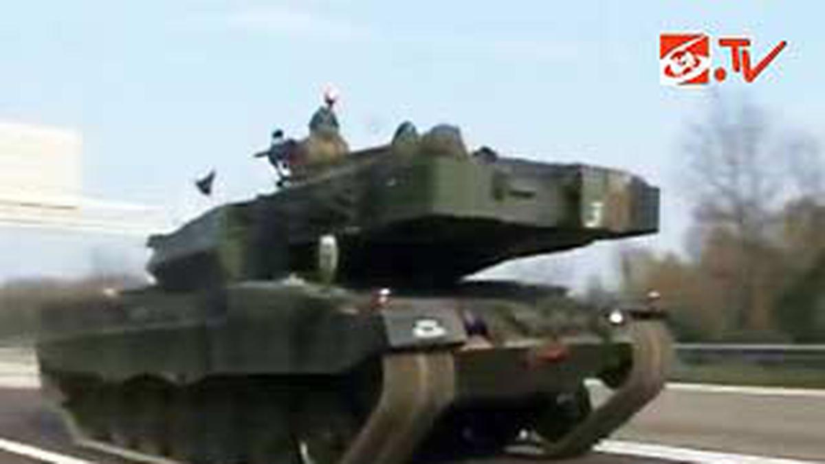 Pemerintah Bersikukuh Beli 100 Tank Leopard - News Liputan6.com