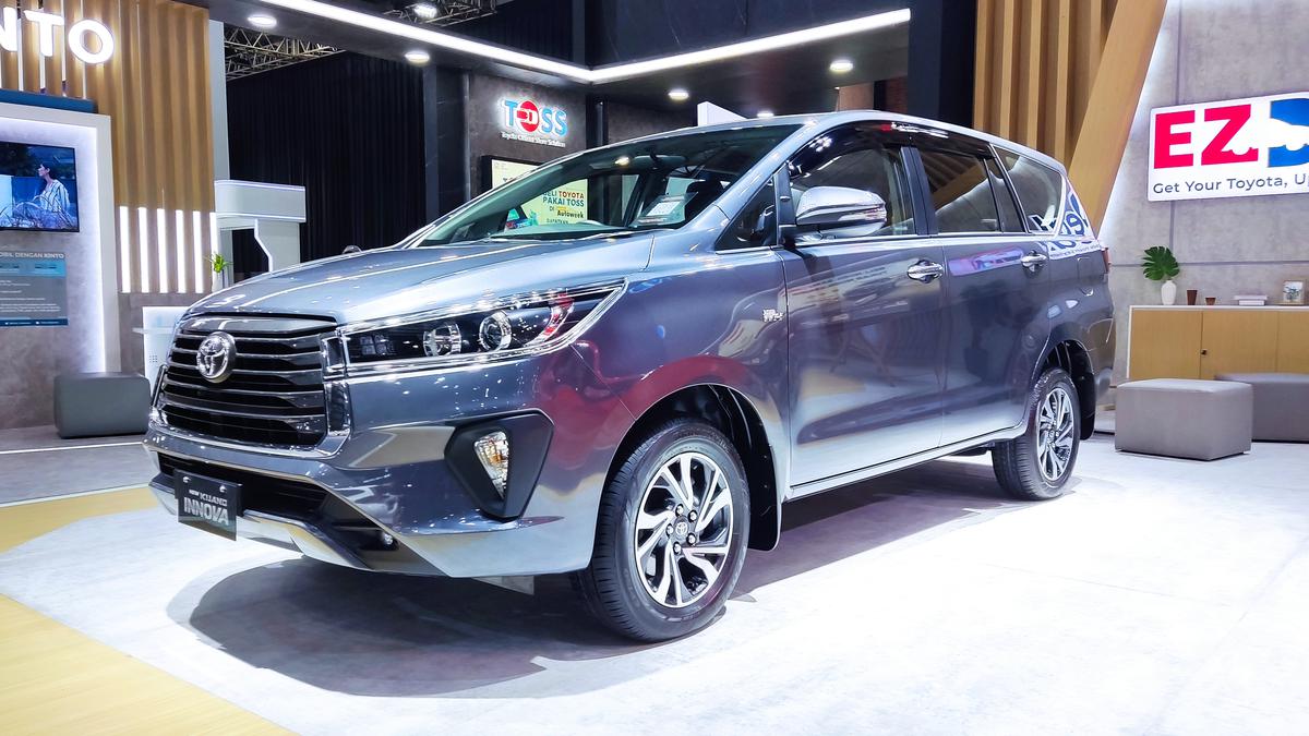 Toyota Innova Diesel Masih Tersedia, Bakal Ada Versi Matik di 2023 ...