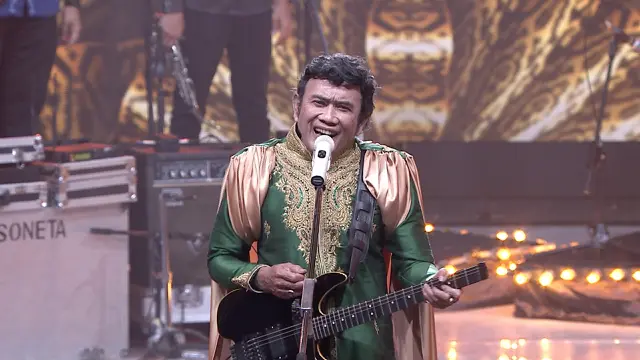 Rhoma Irama Meriahkan Panggung D'Star Indosiar Bersama Giring dan Mama ...
