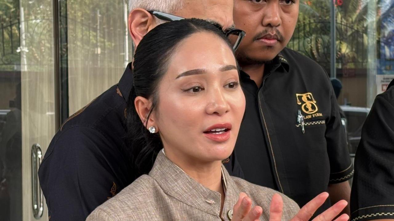 Beban Moral Bunga Zainal Kenalkan Terduga Penipu ke Sukhdev Singh, Akui ...