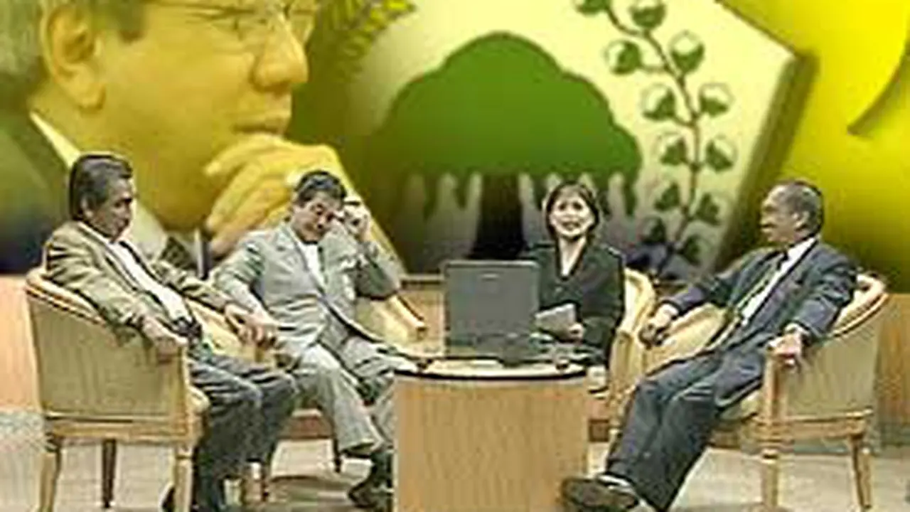 A.A. Baramuli: Posisi Akbar Lemah - News Liputan6.com