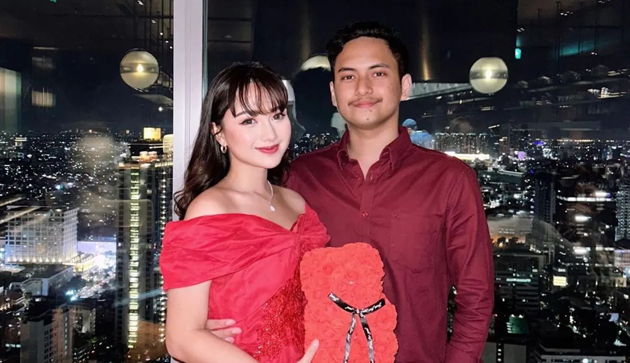 Dapat Hadiah Saham dari Suami, Ini Momen Perayaan Valentine Nanda ...