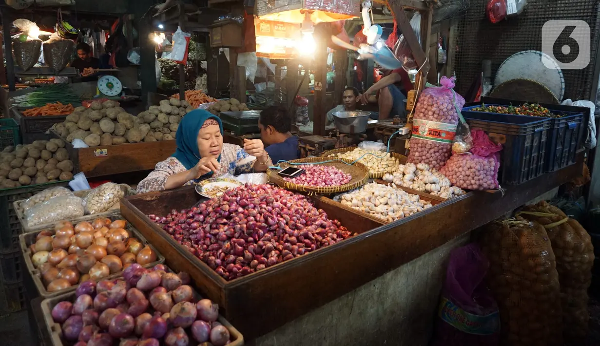 FOTO: Inflasi Indonesia Diklaim Terendah di Dunia - Foto Liputan6.com