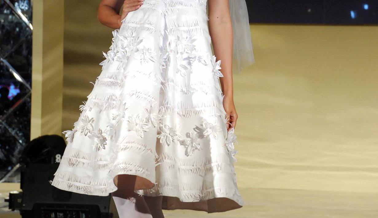 Gaun Rancangan Chenny Han - Photo Fimela.com