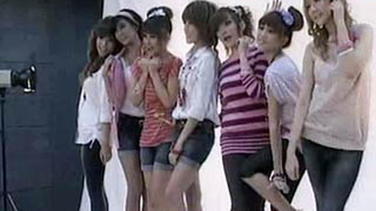 Senyum Cherrybelle Tanpa Wenda dan Devi - ShowBiz Liputan6.com