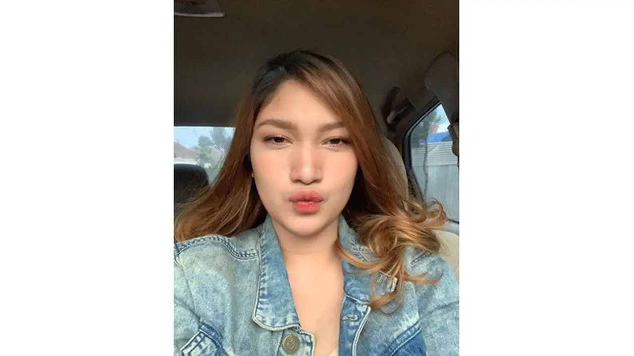 Hamil Anak Pertama, Ini 7 Potret Rynda Istri Tretan Muslim yang Cantik ...